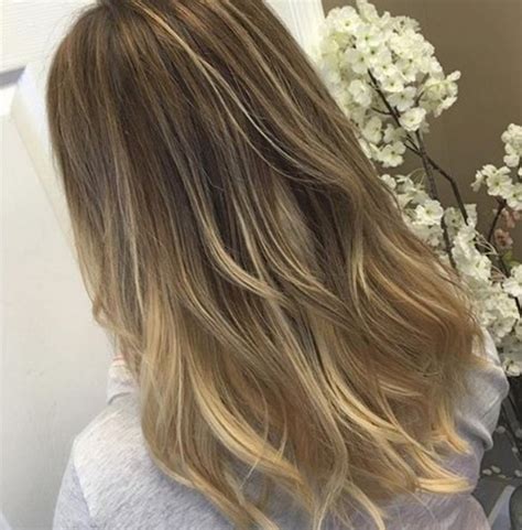 10 Hottest Layered Haircuts For Medium Hair Now Pop Haircuts