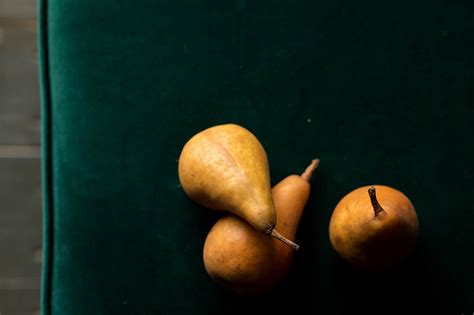 Галина Кузук Ведь все мы в этой жизни гости Зачем ругаться обижать Зачем от зависти и