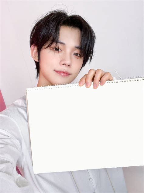 𝗠𝘆 𝗗 on twitter 메모장 을 얻었어