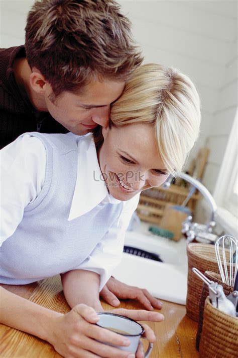 달콤한 커플 사진 무료 다운로드 Lovepik