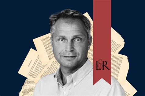 I 14 år Har Lars Boesgaard Siddet På Magten I Lindhardt Og Ringhof Nu