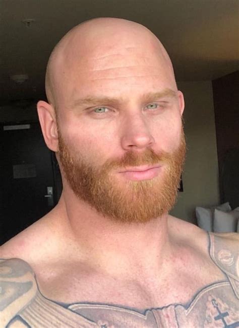 Pin By Mark Taylor On Uomo Xxxvii Bald Men With Beards Bald With