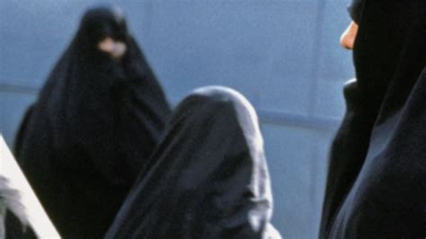 جنگ به روایت عکس‌های منوچهر دقتی