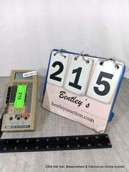 Fluke 8060a True Rms Multimeter Bentley And Associates Llc