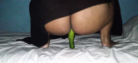 Arab Women Have Sex With Cucumbers In Singapore Xhamster