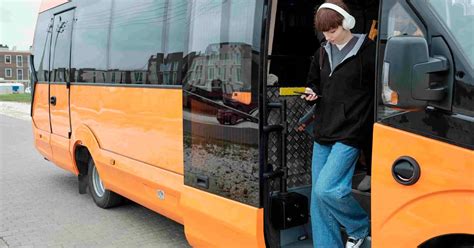 What Causes Most Rear End Collisions With Buses