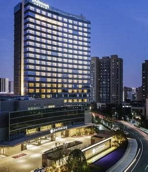 上海卓越铂尔曼大酒店客房预订