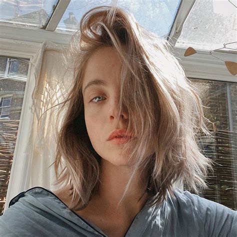 Liana Cornell Biography Height And Life Story Super Stars Bio
