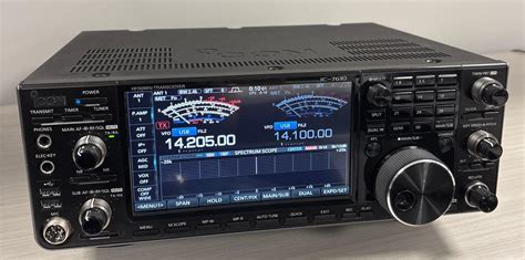 Second Hand Icom Ic Hf Sdr Transceiver Radioworld Uk