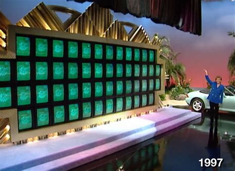 Wheel Of Fortune Gives Up Close Look At New Puzzle Board Fans Say Vanna