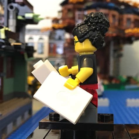 Lego 71025 Cmf Series 19 Coder Girl Minifigure Brick Land