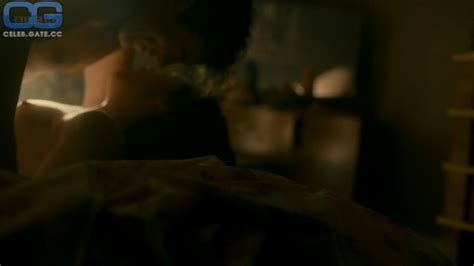 Claire Foy Nude Pictures Onlyfans Leaks Playboy Photos Sex Scene Uncensored