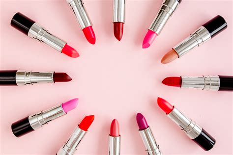 How To Choose A Lipstick Shade Based On Your Skin Undertones