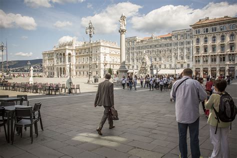 Razglednice: Trst | Zgodbe