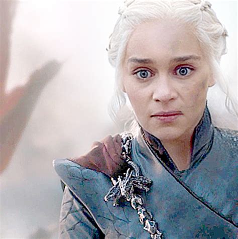 Дейенерис в «Игре престолов сошла с ума убила всех и взбесила зрителей