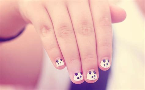 طرح ناخن بچه گانه انواع مدل های شیک و عروسکی ناخن کودکان دترلند