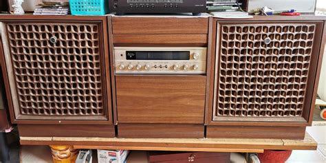 Vintage Sanyo Speaker Set Audio Other Audio Equipment On Carousell