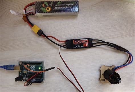 使用arduino Uno以及好盈电调控制无刷电机 Arduino控制电调 Csdn博客