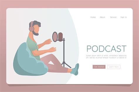 블로깅 및 브이로깅을 위한 벡터 방문 페이지 웹 템플릿입니다 헤드폰을 끼고 게으른 가방에 앉아 삼각대에 마이크를 들고 팟캐스트를 녹음하는 젊은 트렌디한 남자 가공의 인물에
