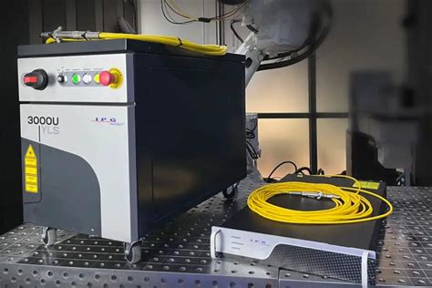 Understanding The Working Principle Of Laser Displacement Sensors MachineMFG