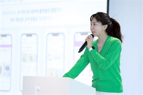 컬리 김슬아 네이버 덕에 우리도 락스 잘 파는 회사 됐어요 일간스포츠