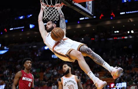 მამუკელაშვილის ჩატენვა და 2 ასისტი სან ანტონიო მაიამისთან დამარცხდა Crystalsport