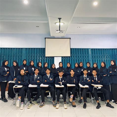 Galeri Uid ~ Rfadilaah