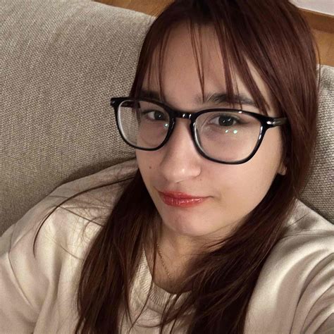 Throne Cherys My Wishlist