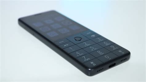 Telefon Xiaomi QIN 1S - review