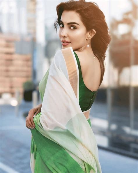 Parvati Nairs Dress Sense Is Pure Fashion Goals Parvati Nairs Dress Sense Is Pure Fashion Goals