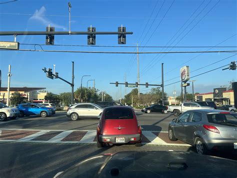 Right Of Way Laws For Uncontrolled Intersections In Florida