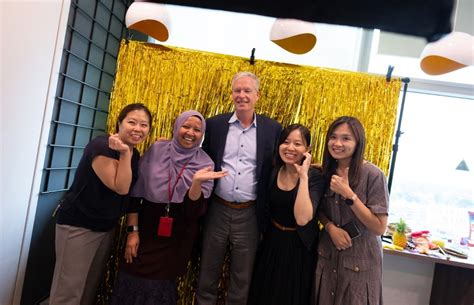 Lifeatk Leadershipinaction Teamwork Steve Cahillane