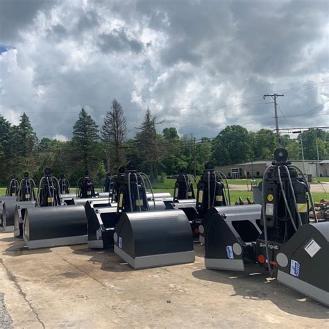 Clam Shell Buckets Process Equipment