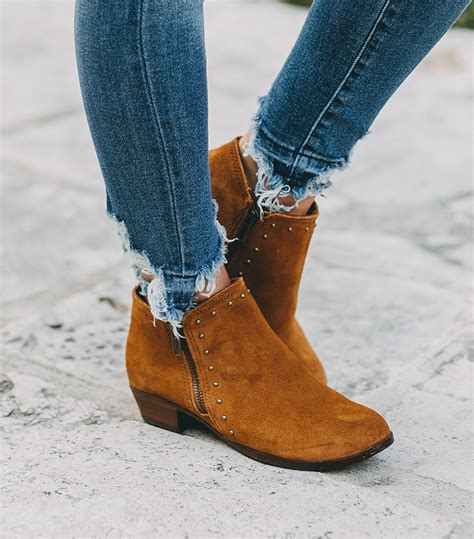 Tan Suede Ankle Booties Livvyland Austin Fashion And Style Blogger