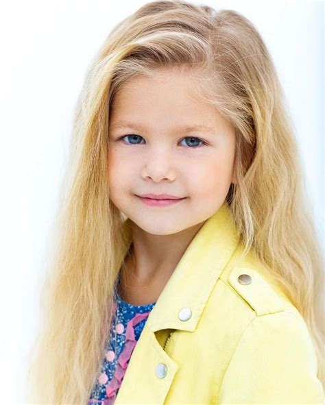 Andreeva Anna Прекрасные модели в шикарной локации 🔝🔝🔝😎