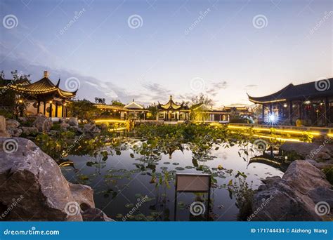 Edificios Tradicionales De China Foto De Archivo Imagen De Cultural