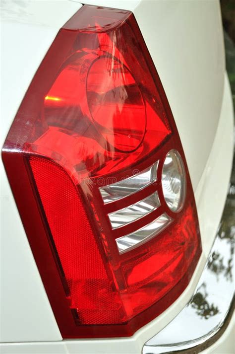 Details Van Koplampen Voor Auto S Witte Moderne Achterkant Rode Lamp