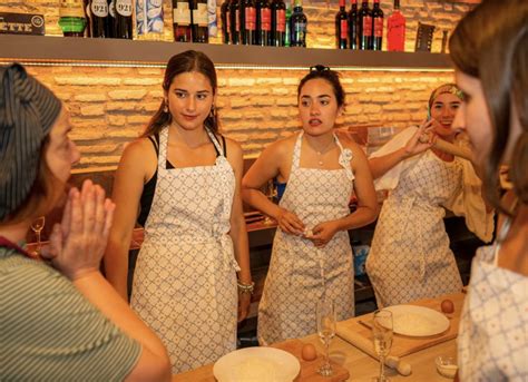 Rom Italiensk matlagningskurs för pasta och Tiramisu GetYourGuide