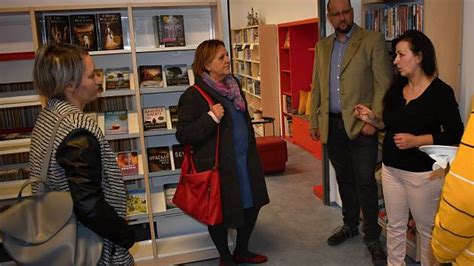 Podívejte se V Řevničově otevřeli zrekonstruovanou knihovnu Rakovnický deník