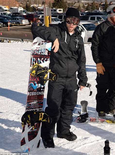 Ireland Baldwin Ditches The Red Carpet For The Chilly Ski Slopes At