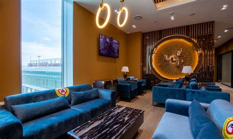 Чингис хаан олон улсын нисэх буудал Нүүр хуудас