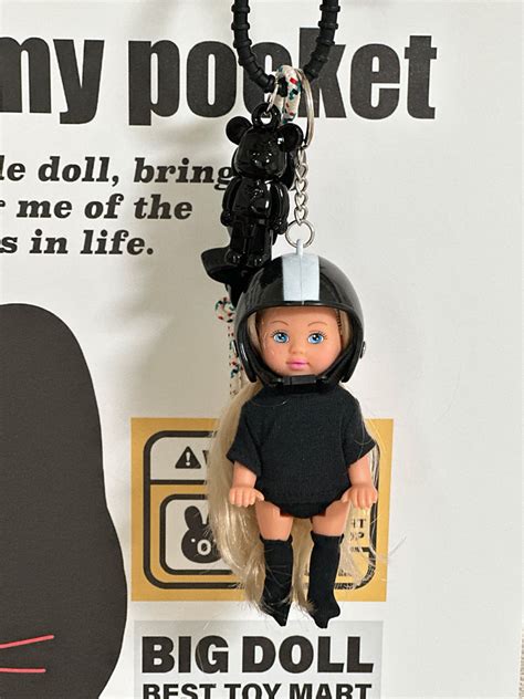 자제제작 가방 인형 차 키링 가방 꾸미기 바비인형키링 바비인형 블랙 베이비돌키링 켈리인형 에이블리
