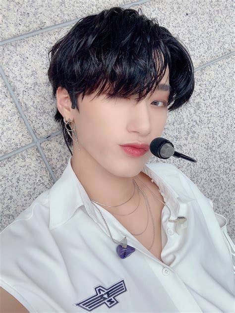 Ateez 에이티즈 On X 산 사랑 생각