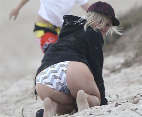 Ashlee Simpson Ass Bikini DrunkenStepFather Com