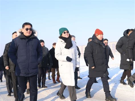 Монгол Улсын Ерөнхийлөгч У Хүрэлсүх “Хавдар судлалын үндэсний хоёрдугаар төв” ийн төслийн