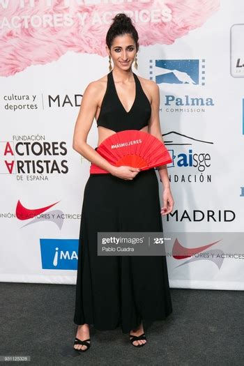 Alba Flores Feet Aznudefeet
