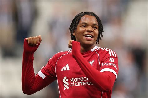 Chi è Rio Ngumoha Il Sedicenne Del Liverpool Che Ha Deciso La Partita Contro Il Newcastle