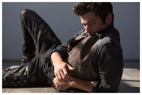 Sean Opry Goes Casual For Status Cover Shoot The Fashionisto