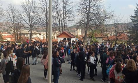 Учебно занимание за противопожарна безопасност Троян експрес