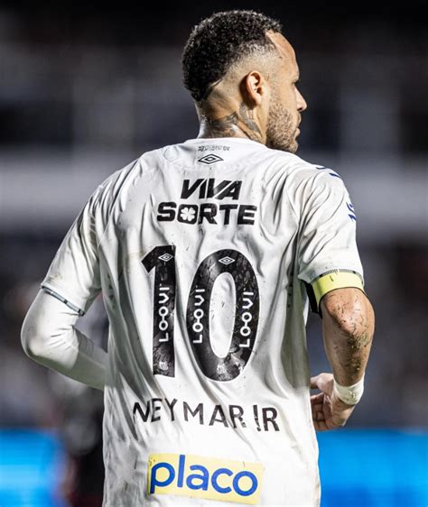 اولین بازی نیمار برای سانتوس پس از دوازده سال عکس طرفداری